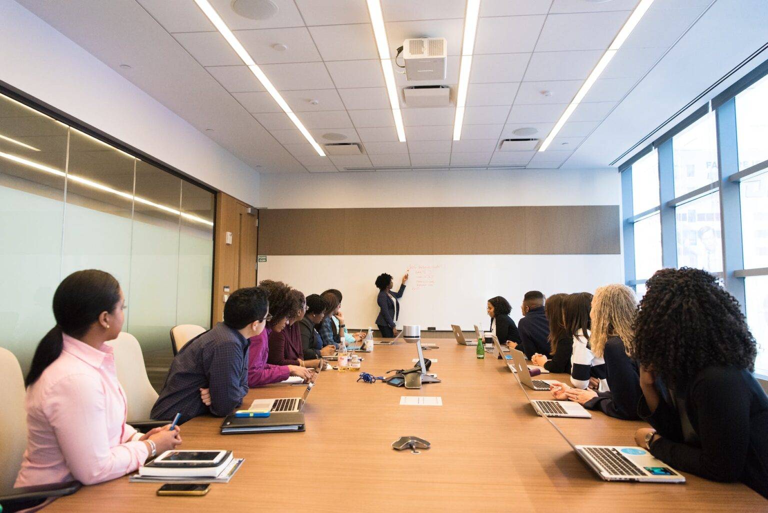 How To Conduct Toolbox Talk Meeting | Download PPT - HSE STUDY GUIDE