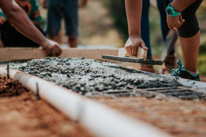Working with Concrete and Cement Toolbox Talk (TBT) - HSE STUDY GUIDE